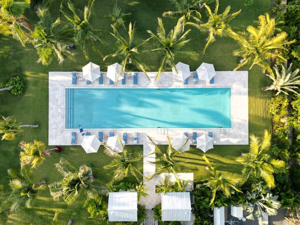 Custom Pool Design | Luxury Pools - Pool Tech Builders